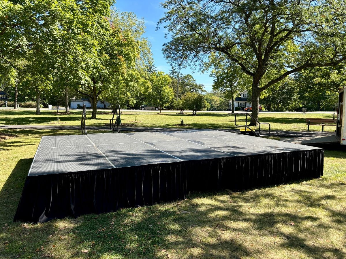 Stage Panels – Heartland Tents & Event Rentals